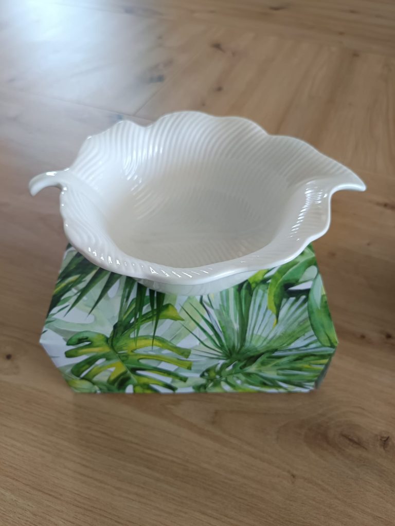 Easy Life Porcelain Bowl Leaves White - El Emporio de Zoe