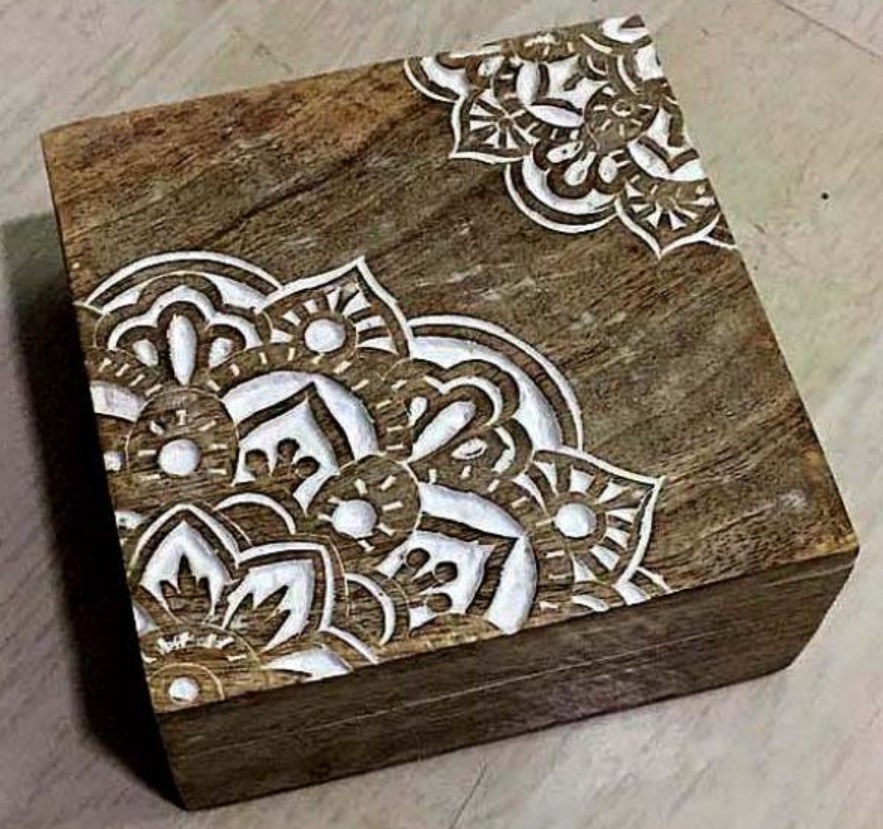 Carved Wooden Box Mandala - El Emporio de Zoe